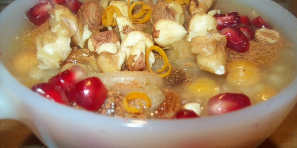 La ricetta di Ashure – Un dolce al cucchiaio